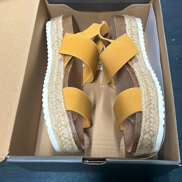 a.n.a | Shoes | Ana Coy Spiced Yellow Sandal Size Nwt In Original Box ...